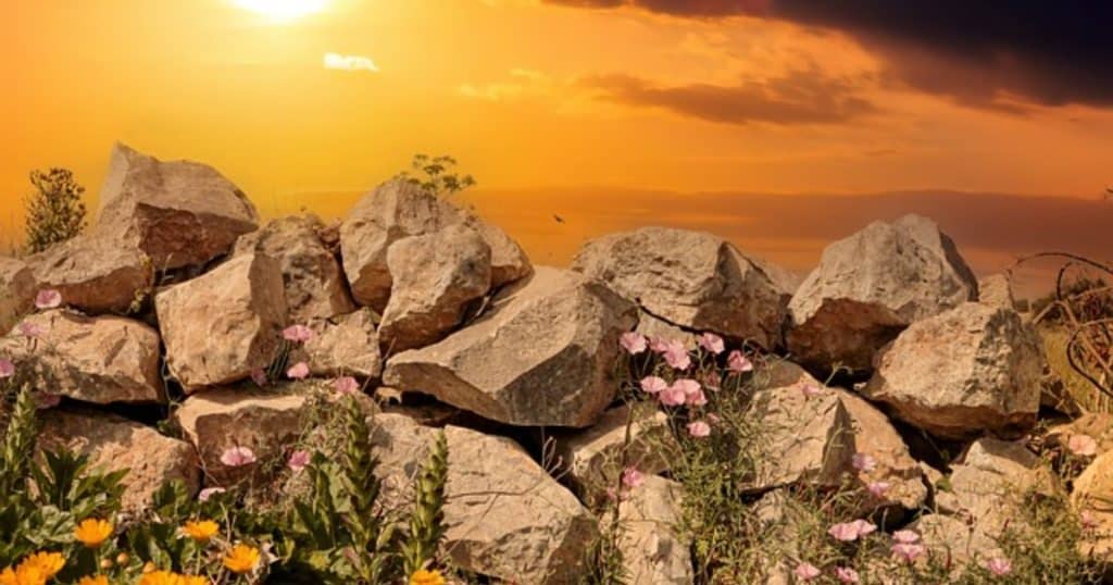 The Art of Building Boulder Walls: A Step-by-Step Guide - Utah Boulder ...